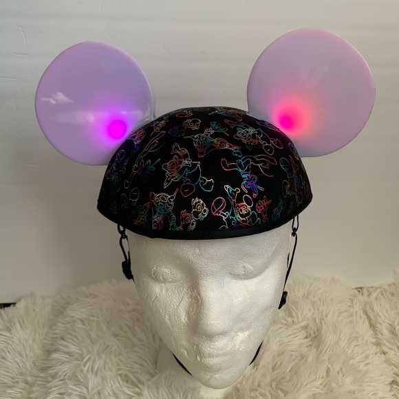 Disney | Accessories | Disney World 45th Mickey Mouse Light Up Ears Hat ...